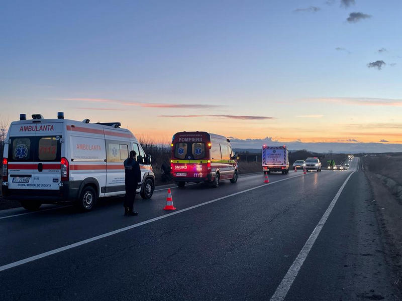 Patru autovehicule au fost implicate într-o coliziune la „Zidul Morţii ...
